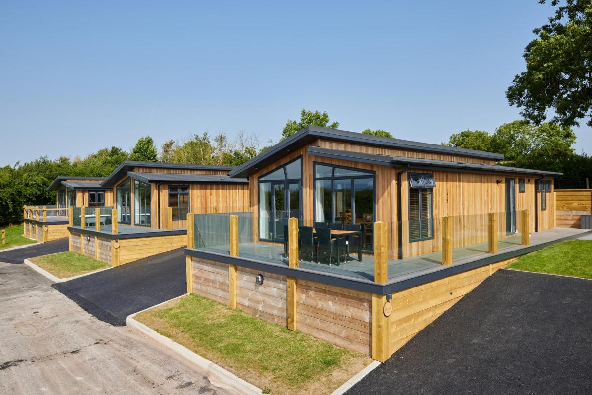 Fishing Lodges With Hot Tubs - Our Top 5 relaxing Breaks!